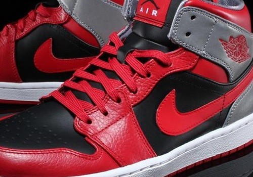 Air Jordan 1 Mid Fire Red 新作登場 | OVERDOPE 華人首席線上時尚潮流雜誌