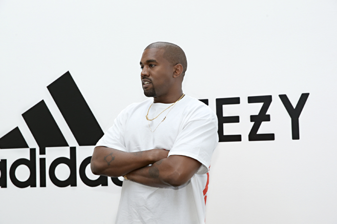 Kanye West 分享球鞋收藏，卻被網友抓包裡面有 Nike？！ | OVERDOPE 華人首席線上時尚潮流雜誌